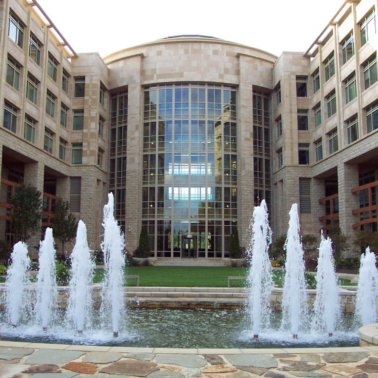 Site Fountains | Hydrodramatics Fountain Design